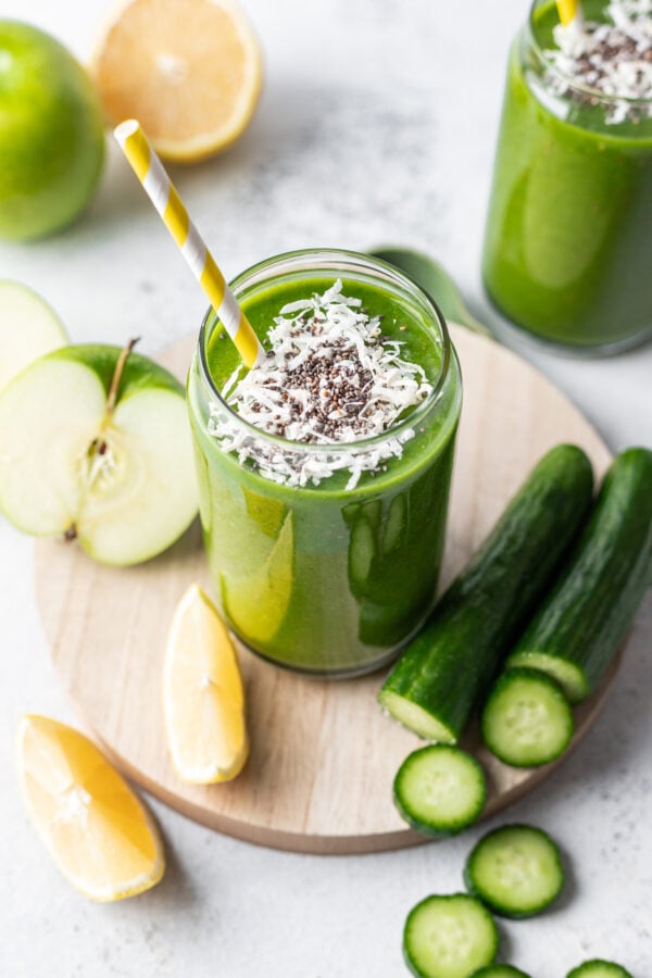Spinach & Apple Detox Smoothie - Life is but a Dish
